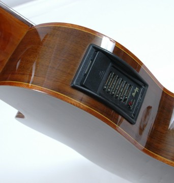 Valencia CG-50CE Classical Spruce Acoustic/Electric at RondoMusic.com