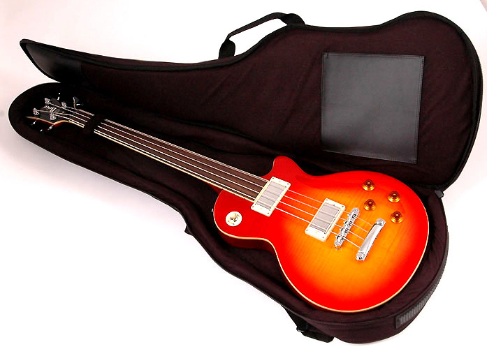 Attitude AL Short Scale Bass Bag at RondoMusic.com